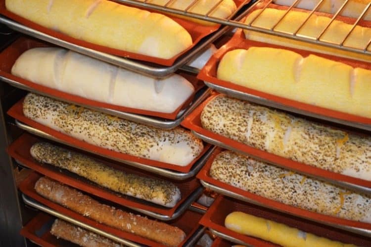 Why Isn’t My Bread Browning? 5 Tips For The Perfect Crust – Food To Impress
