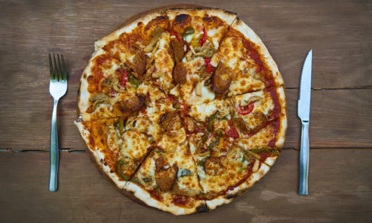 9 Reasons Your Pizza Dough Is Not Cooking (With Fixes) - Food To Impress